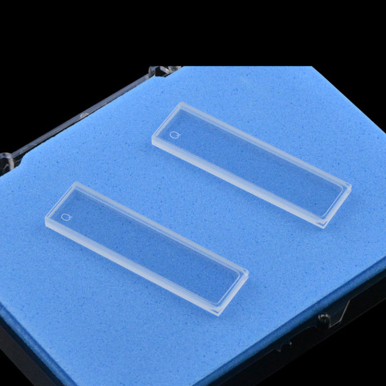 QS23, 0.2mm 70uL Ultra Short Path Length Quartz Cuvettes – CotsLab